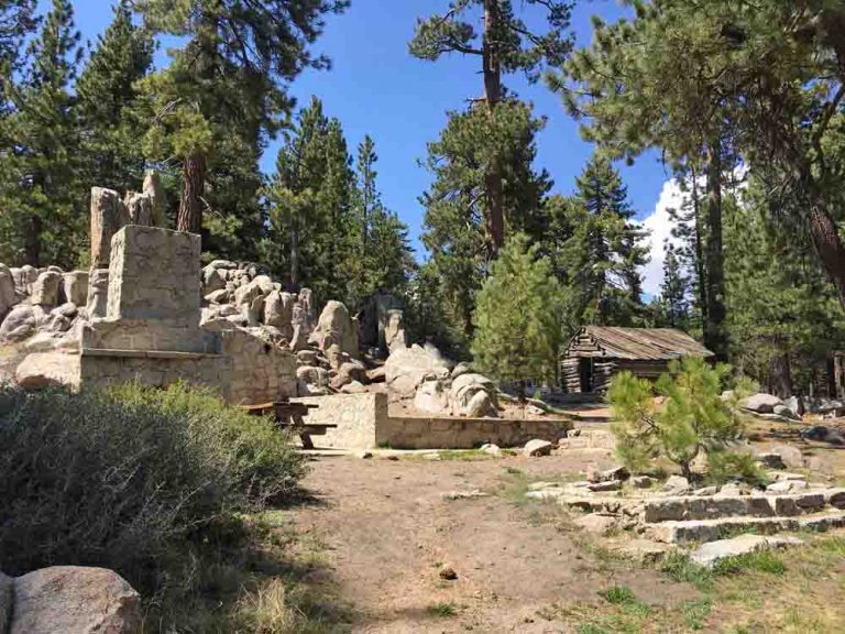 Bluff Lake Reserve: A Road Less Taken – The Desert Way with Jaylyn and John