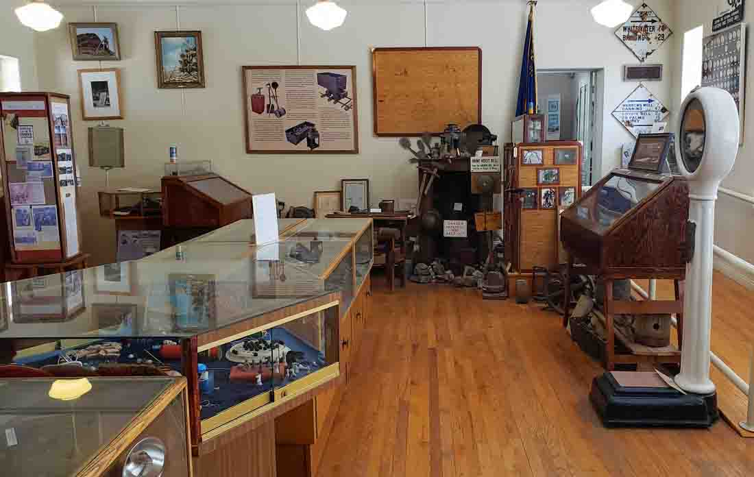 29 Palms Museum Old Schoolhouse Style The Desert Way With Jaylyn And